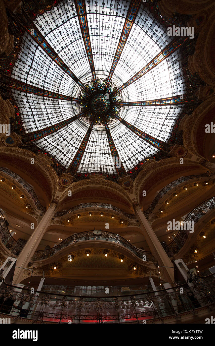Ceiling of the Gallerie Lafayette in Paris Stock Photo - Alamy