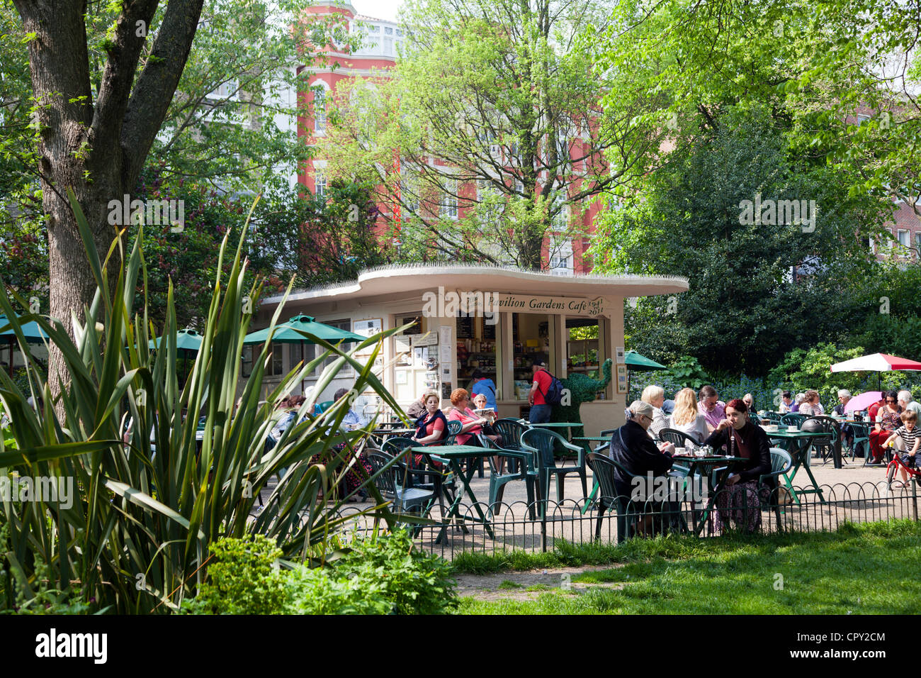 Pretty open air cafe hi-res stock photography and images - Alamy