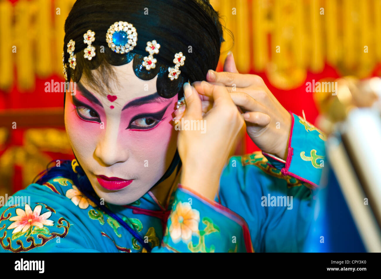 Taiwan, Taipei, Taiwan Cement Hall, Taipei Eye, Chinese opera singer ...