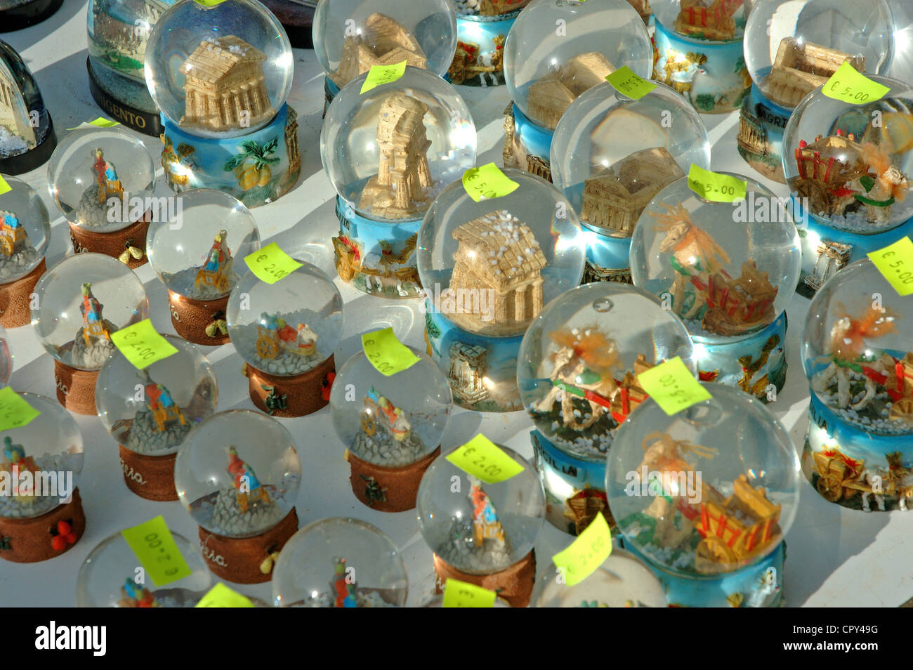 Roman items hi-res stock photography and images - Alamy
