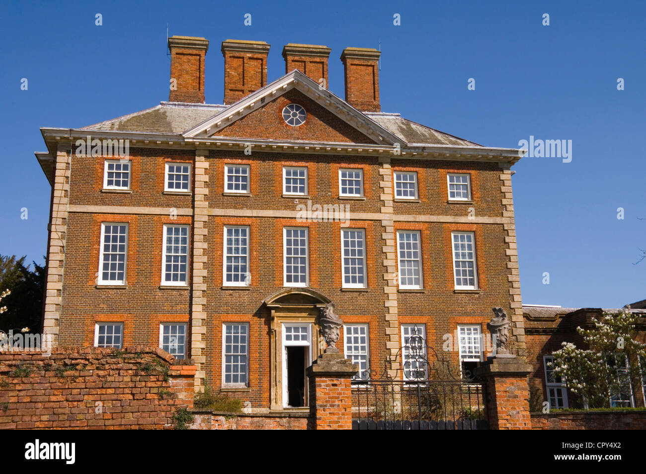 Bucks - Winslow Hall - circa 1700-4 - built for William Lowndes ...