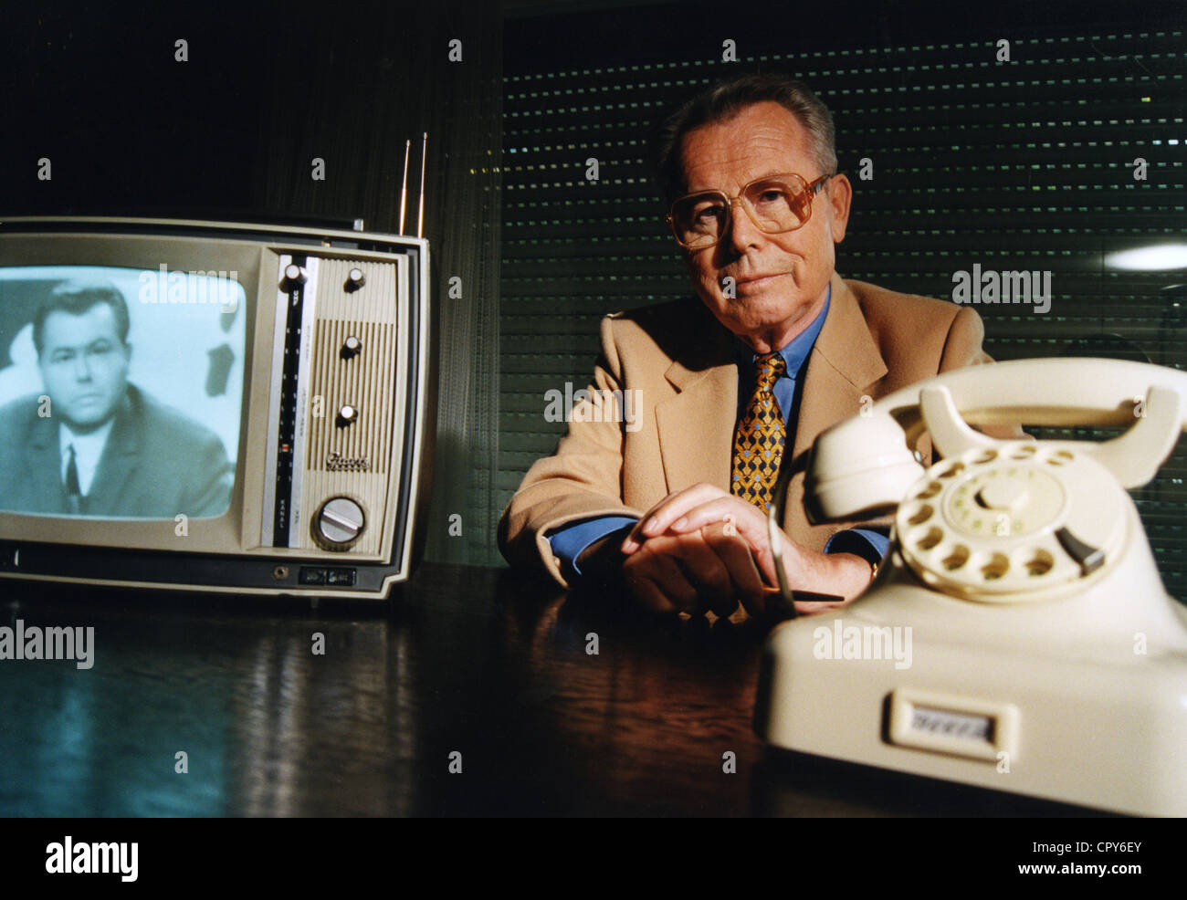 German tv presenter and journalist hi-res stock photography and images ...