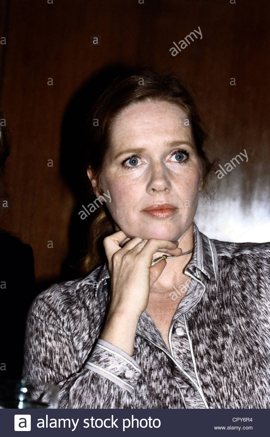 Liv Ullmann Stock Photos & Liv Ullmann Stock Images - Alamy