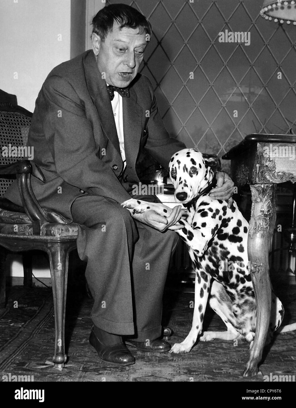 28 1 1976 hi-res stock photography and images - Alamy