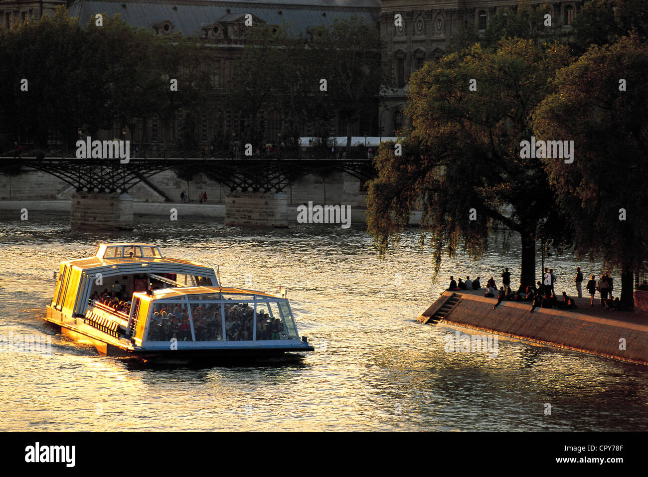 France, Paris, Seine river banks, UNESCO World Heritage Stock Photo - Alamy