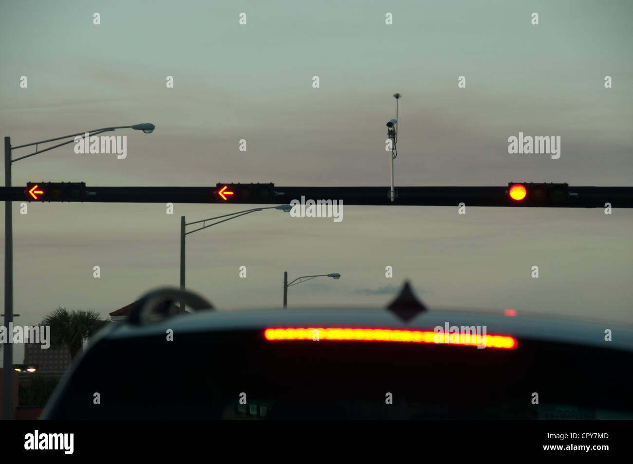 Traffic light arrow hi-res stock photography and images - Alamy