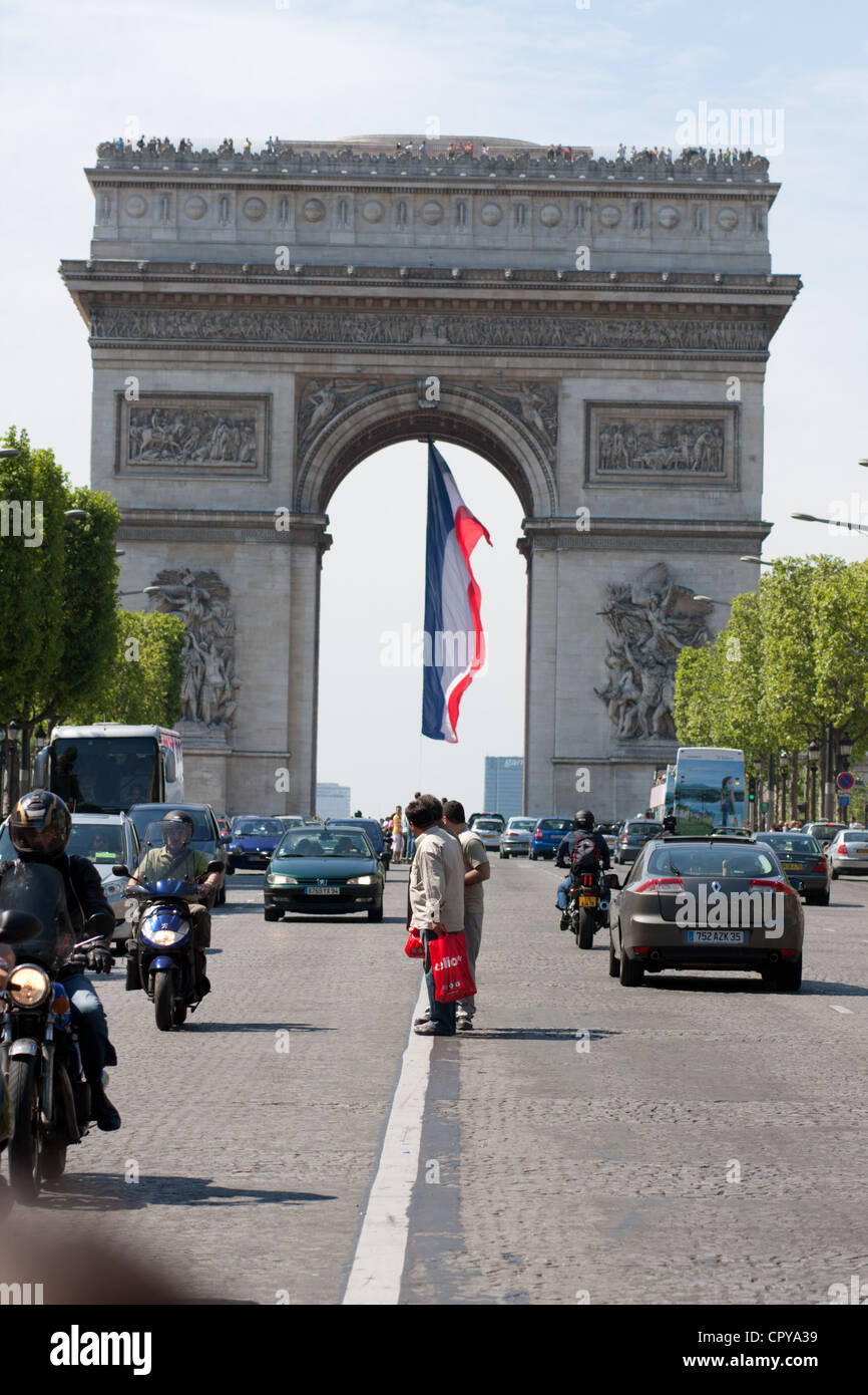 the Arc de Triomphe in Paris as viewed from the champs elysees Stock ...