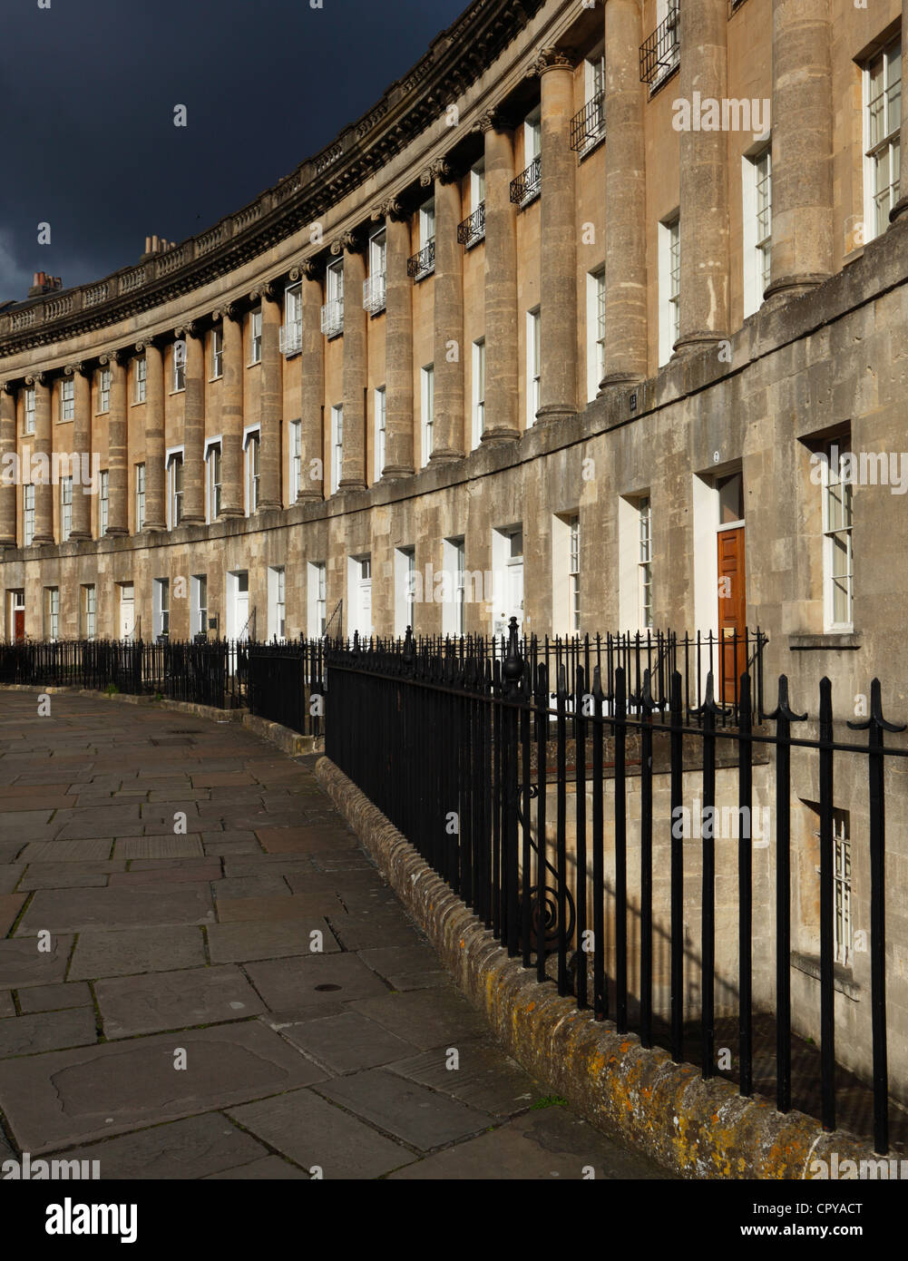 Royal crescent bath england uk hi-res stock photography and images - Alamy