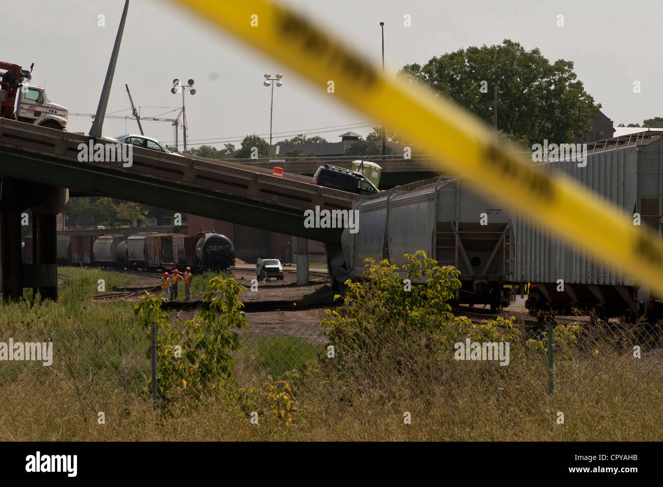 Train crushed by the collapsed 35W bridge Stock Photo - Alamy