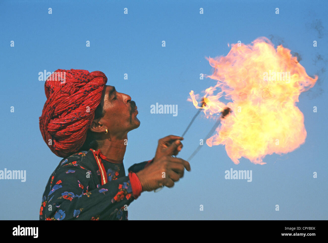 Fire eater ( India Stock Photo - Alamy