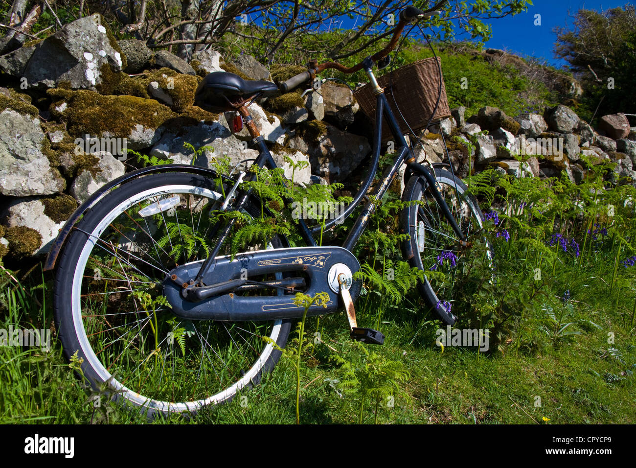 Rusting bike hi-res stock photography and images - Alamy