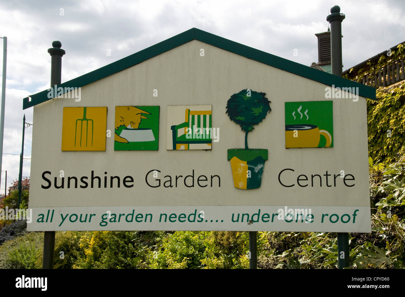 Sunshine Garden Centre sign, Bounds Green, London Borough of Haringey ...