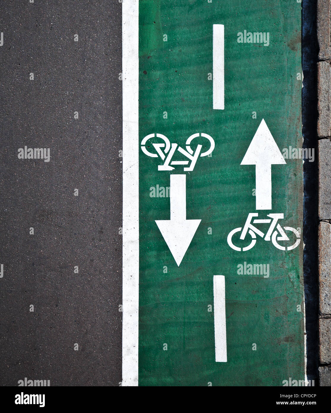 Cycle way marking hi-res stock photography and images - Alamy
