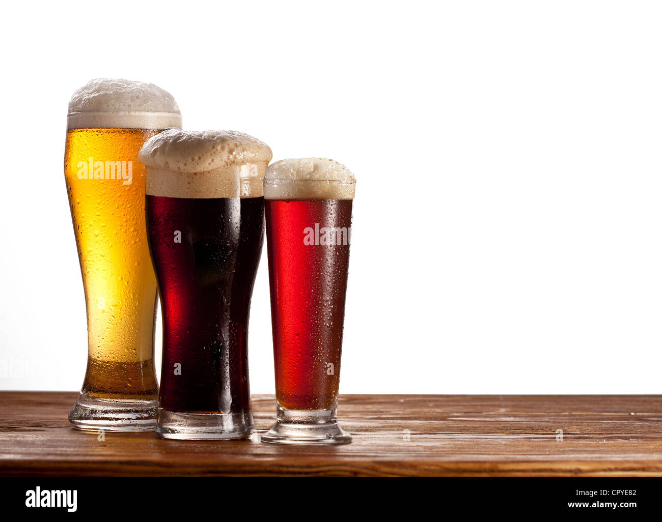 White isolated pint glass hi-res stock photography and images - Alamy