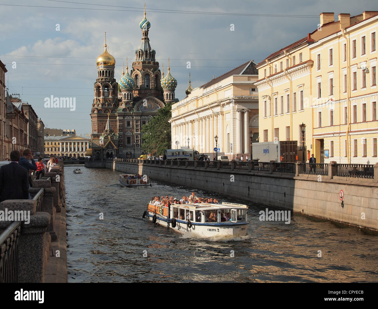 Griboedov Canal and the Church of the Savior on Spilled Blood in St ...