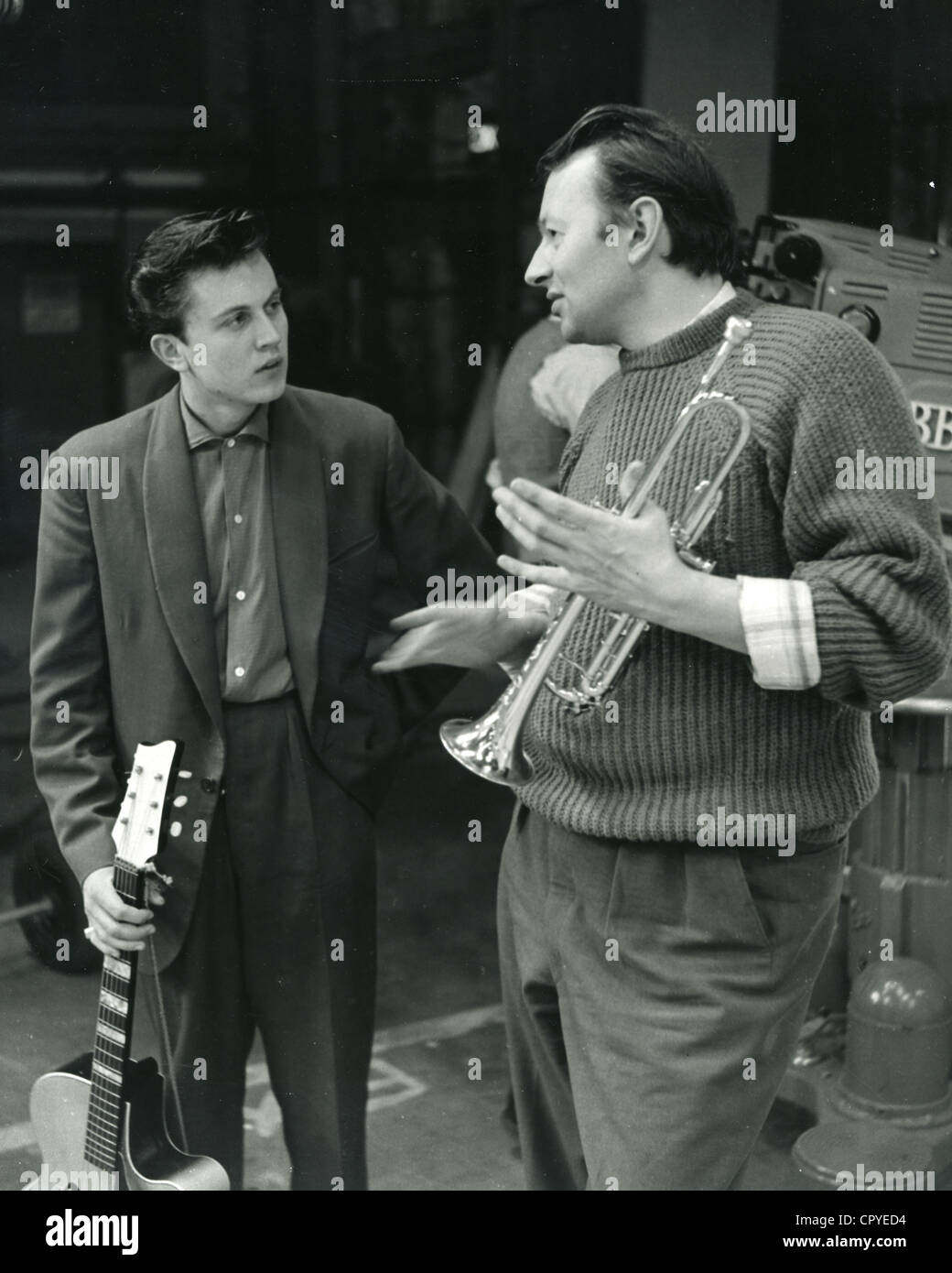 HUMPHREY LYTTLETON (1921-2008) English jazz musician at right with pop ...