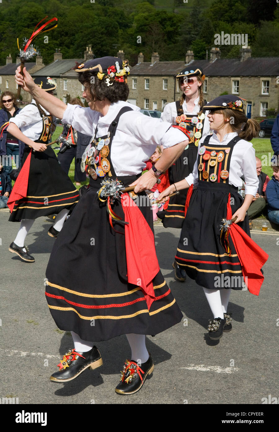 Form of english folk dance hi-res stock photography and images - Alamy