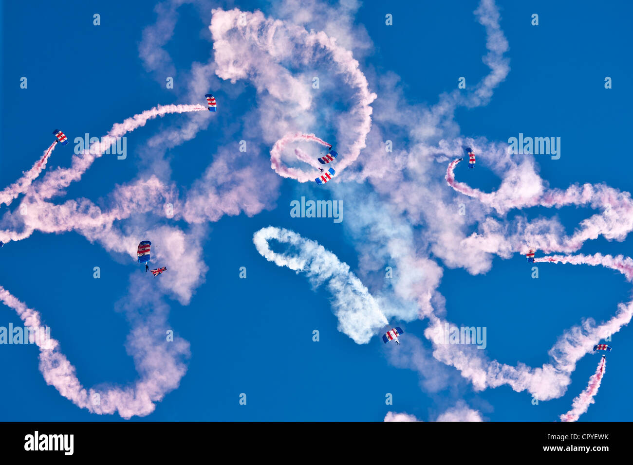 Air display hi-res stock photography and images - Alamy