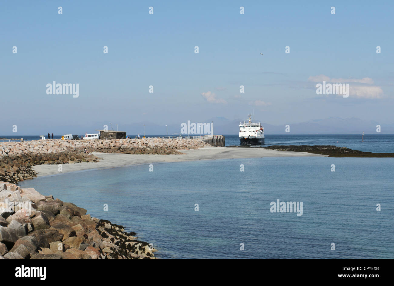 Isle eigg scotland eigg pier hi-res stock photography and images - Alamy