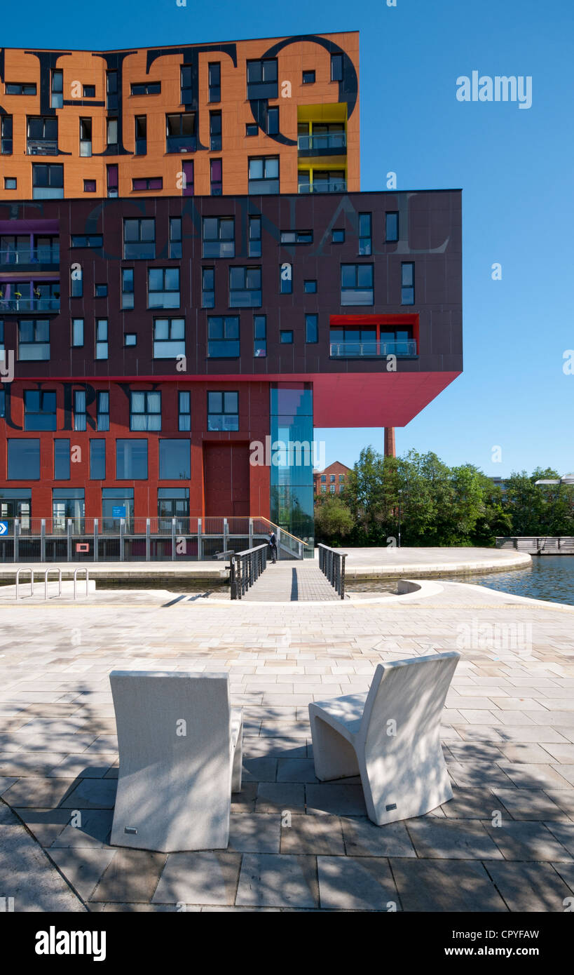 The Chips building, by Will Alsop, beside the New Islington arm of the ...