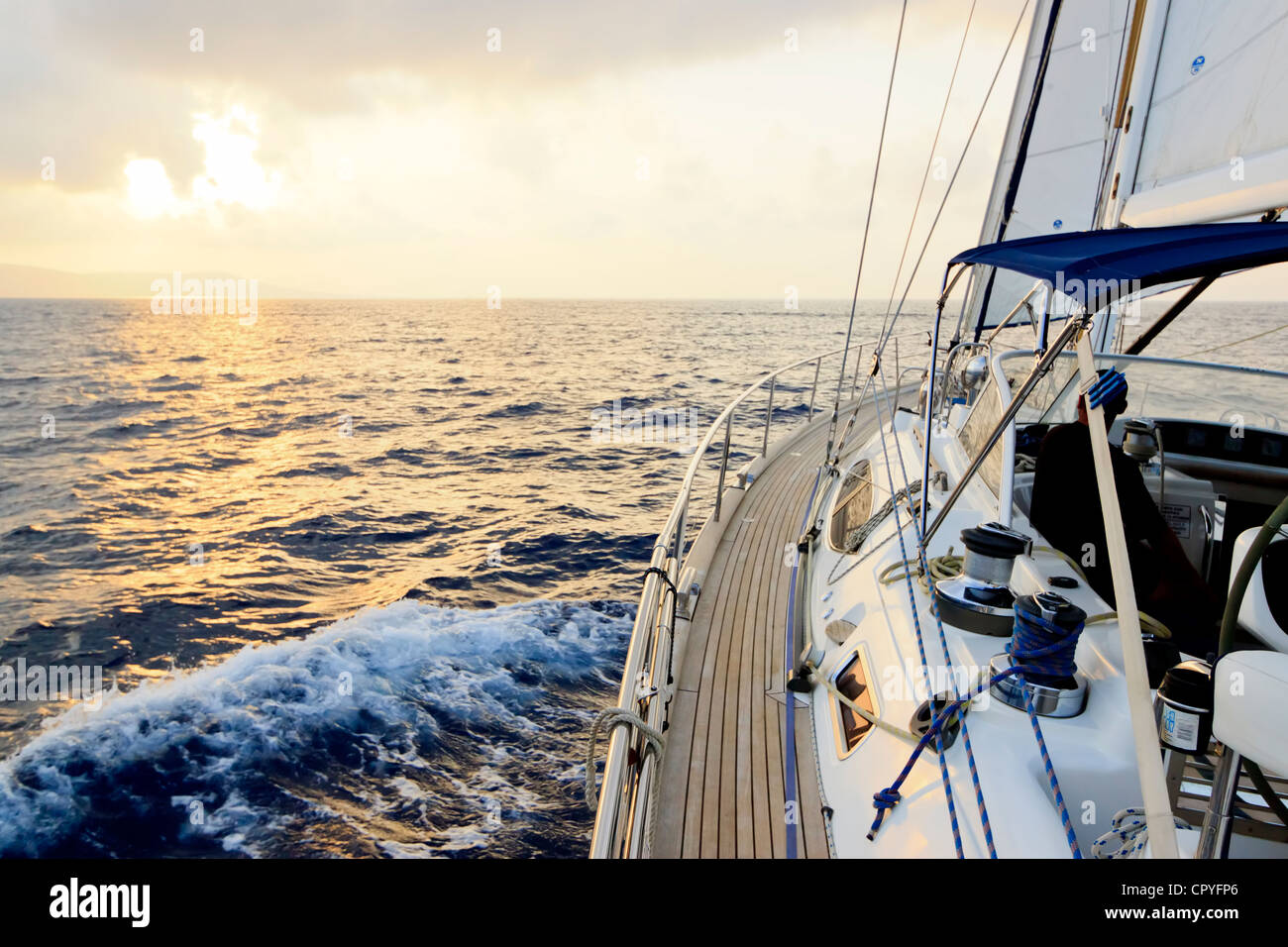 Sunset reflection boat hi-res stock photography and images - Alamy