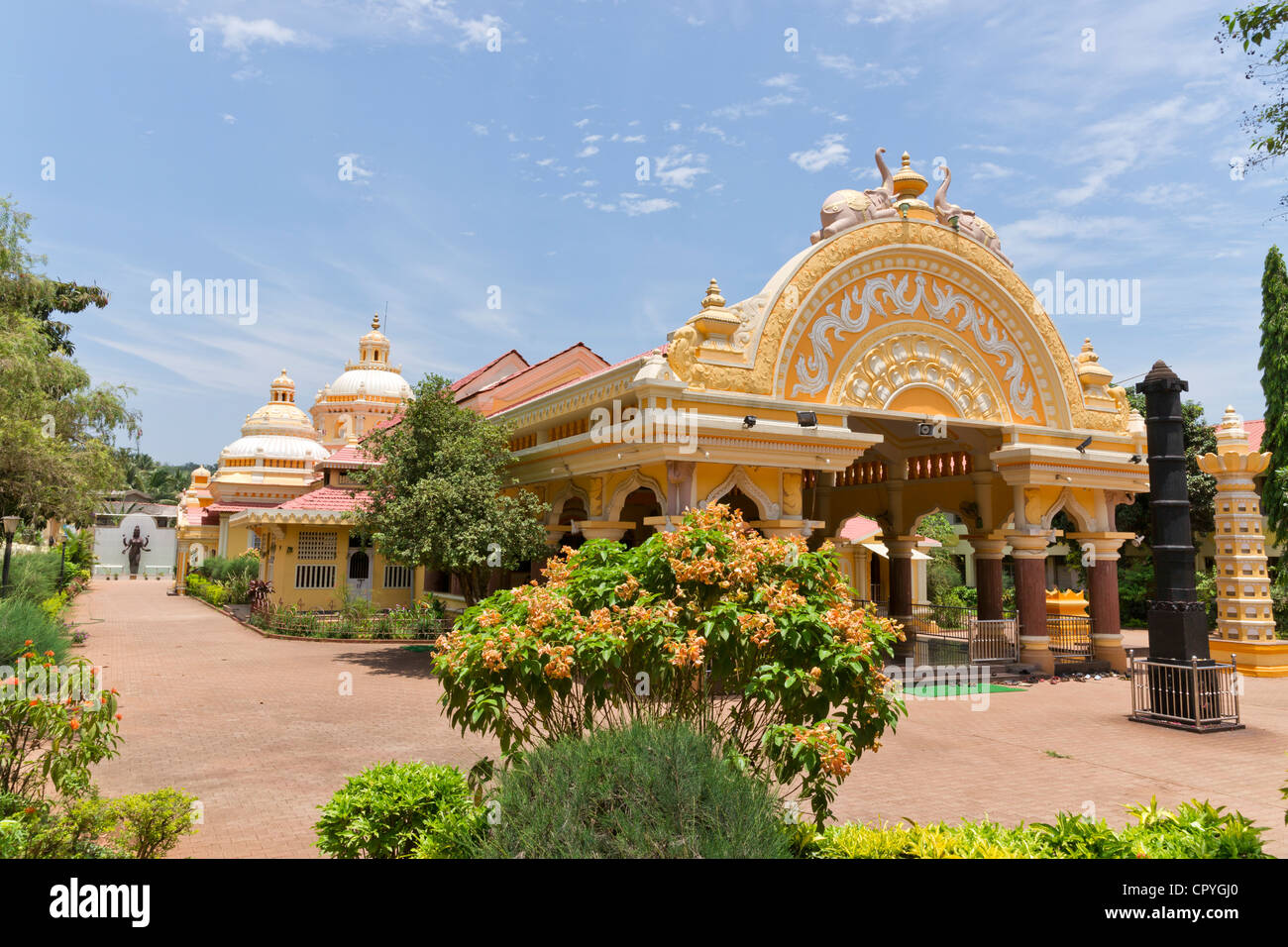Mahalaxmi Temple Bandode, Ponda Stock Photo - Alamy