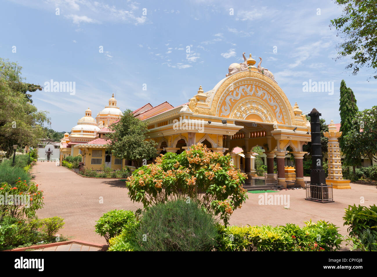 Mahalaxmi Temple Bandode, Ponda Stock Photo - Alamy