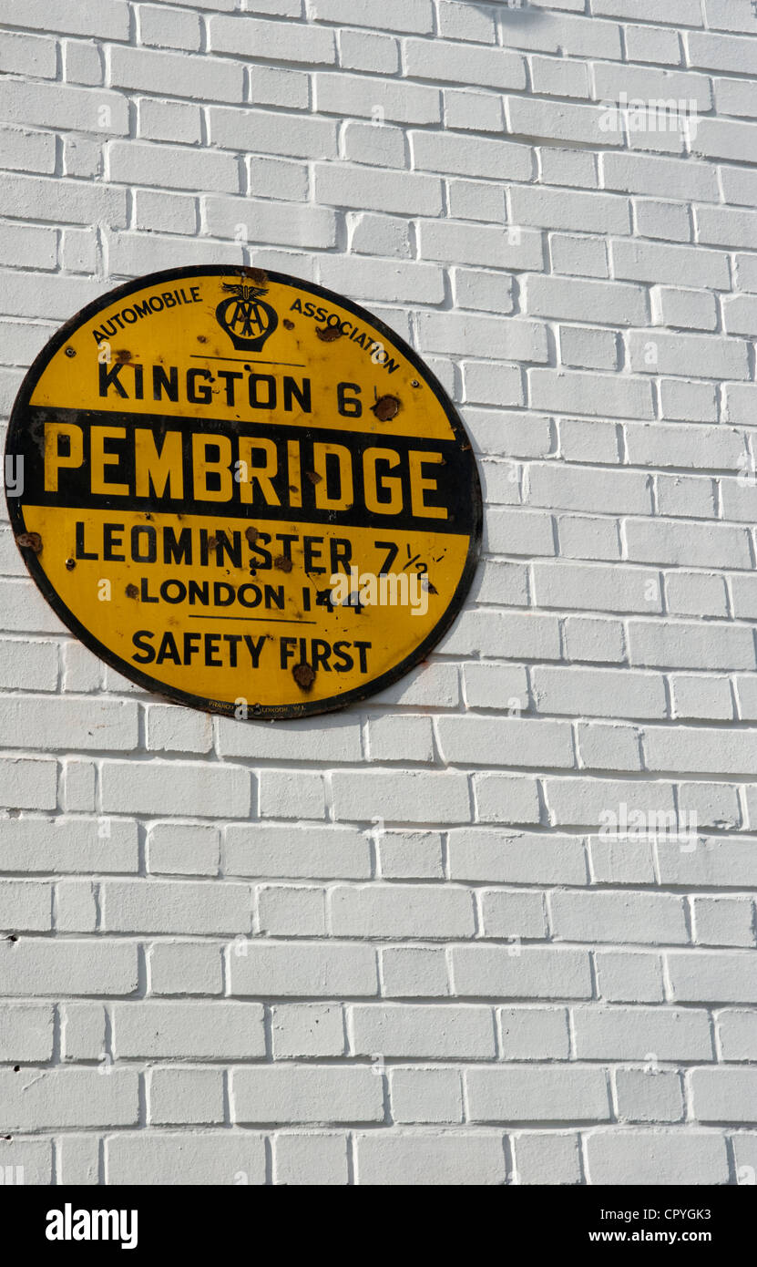 Aa garage hi-res stock photography and images - Alamy