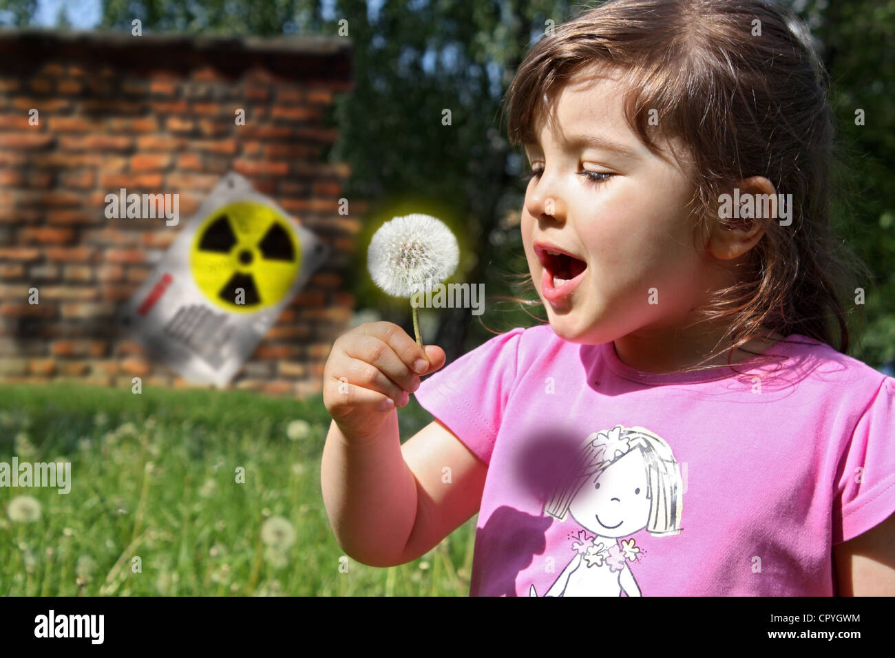 Nuclear energy concept hi-res stock photography and images - Alamy