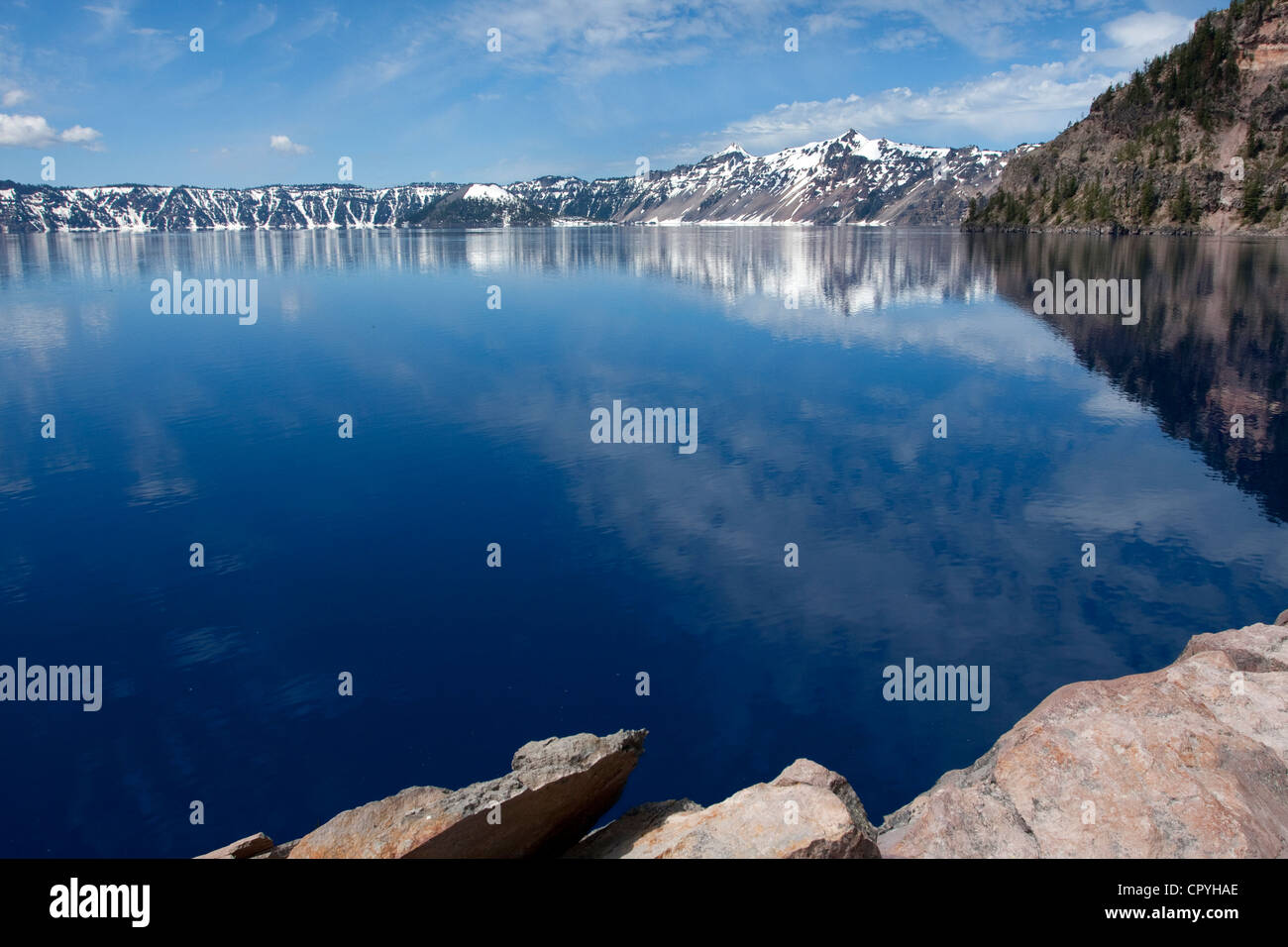 A scenic view of Crater Lake, Oregon, USA (7th deepest lake in the ...