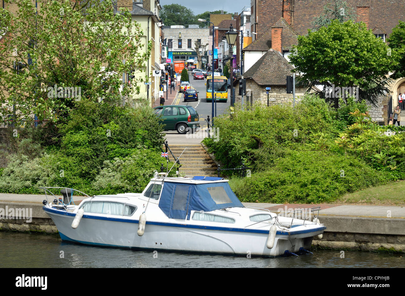 Kent riverside hi-res stock photography and images - Alamy