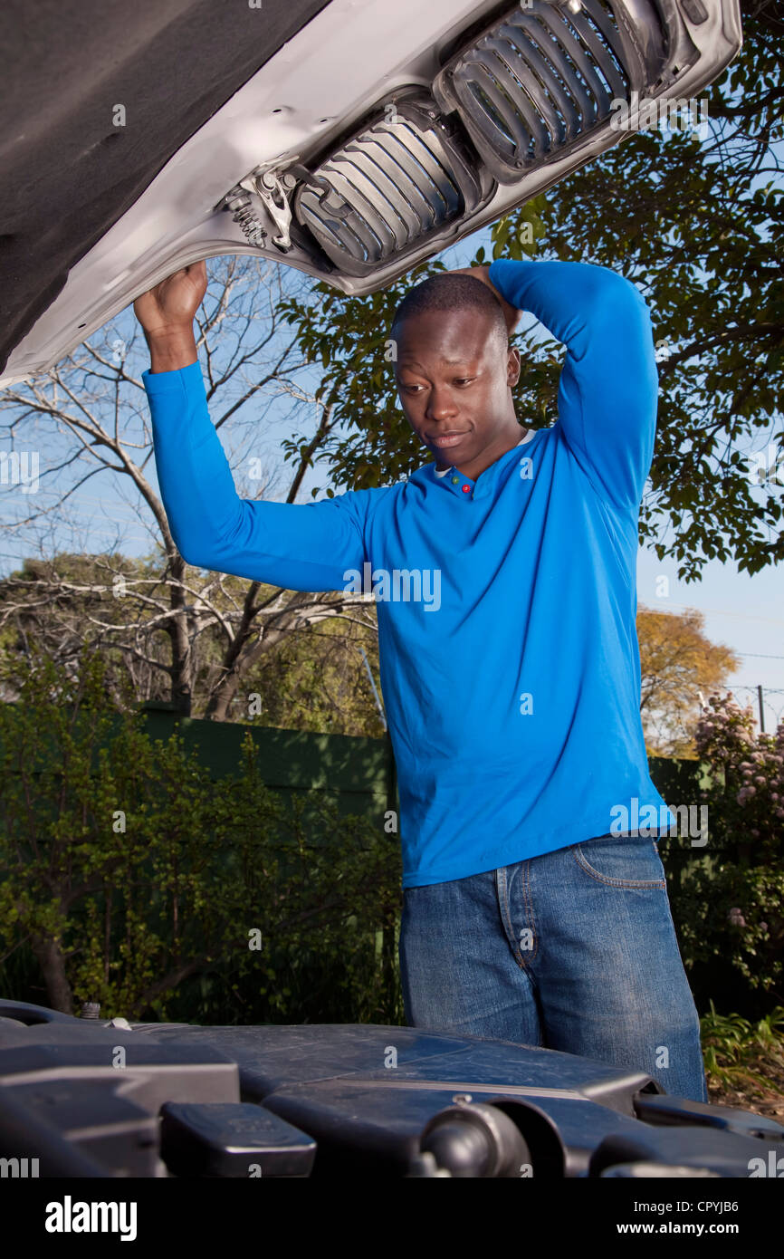 Distressed cars hi-res stock photography and images - Alamy