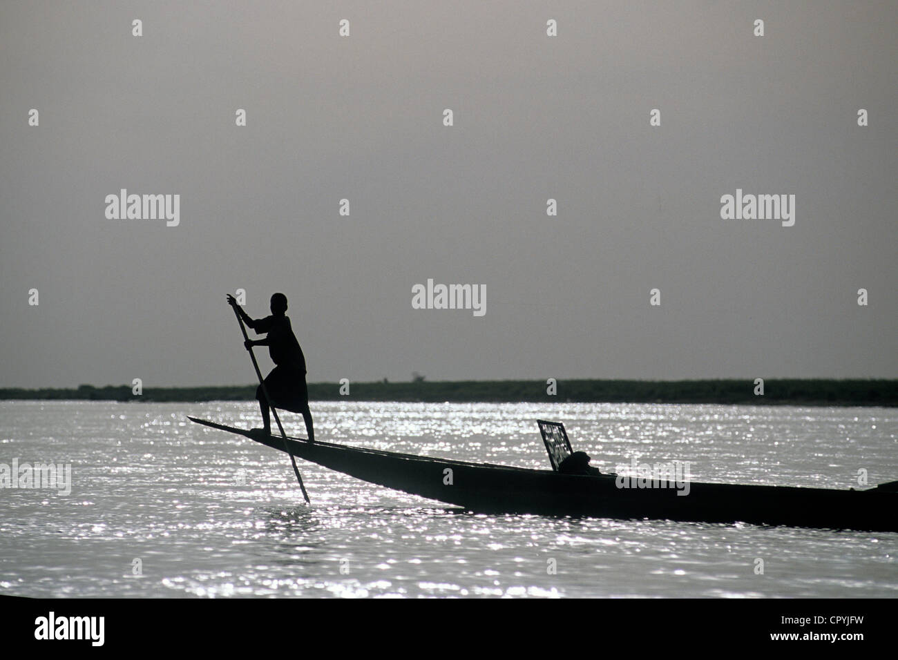 Pinasse boat river mali hi-res stock photography and images - Alamy