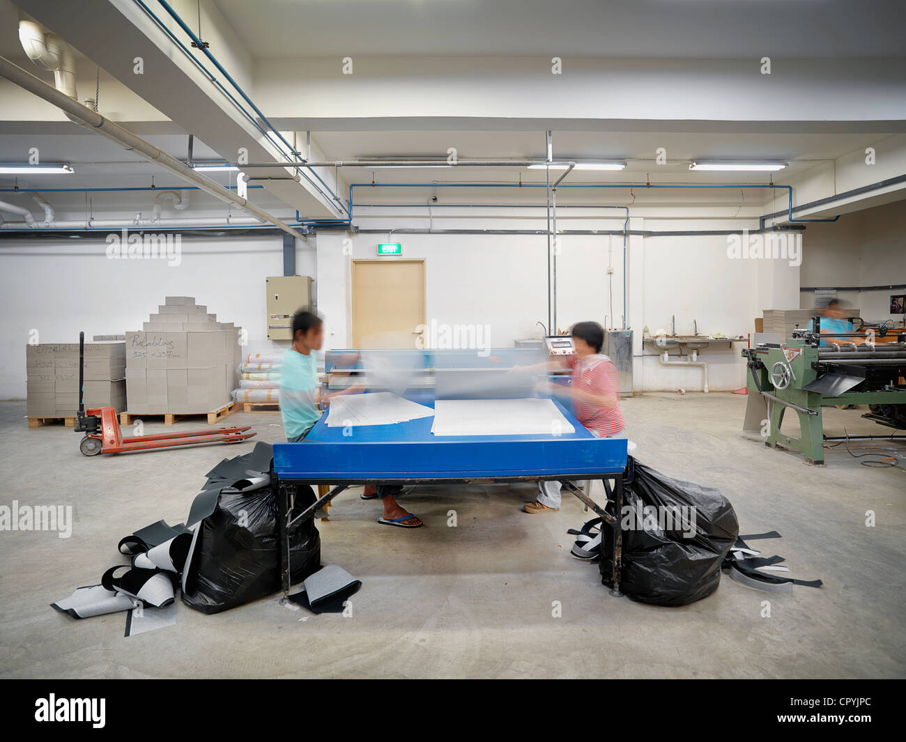 A full scale printing press in Singapore Stock Photo - Alamy