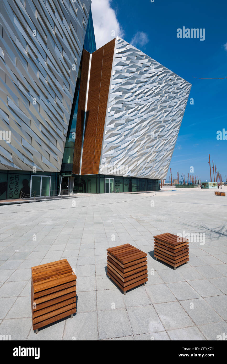 Titanic belfast museum visitor centre hi-res stock photography and ...