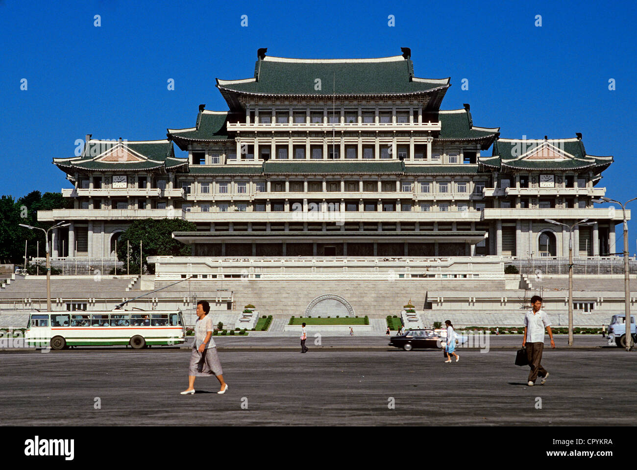 North korea people bus hi-res stock photography and images - Alamy