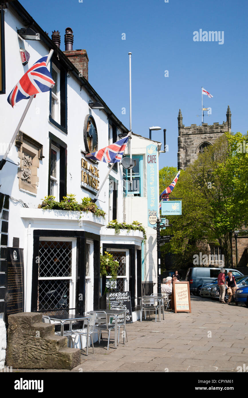 Skipton high street hi-res stock photography and images - Alamy