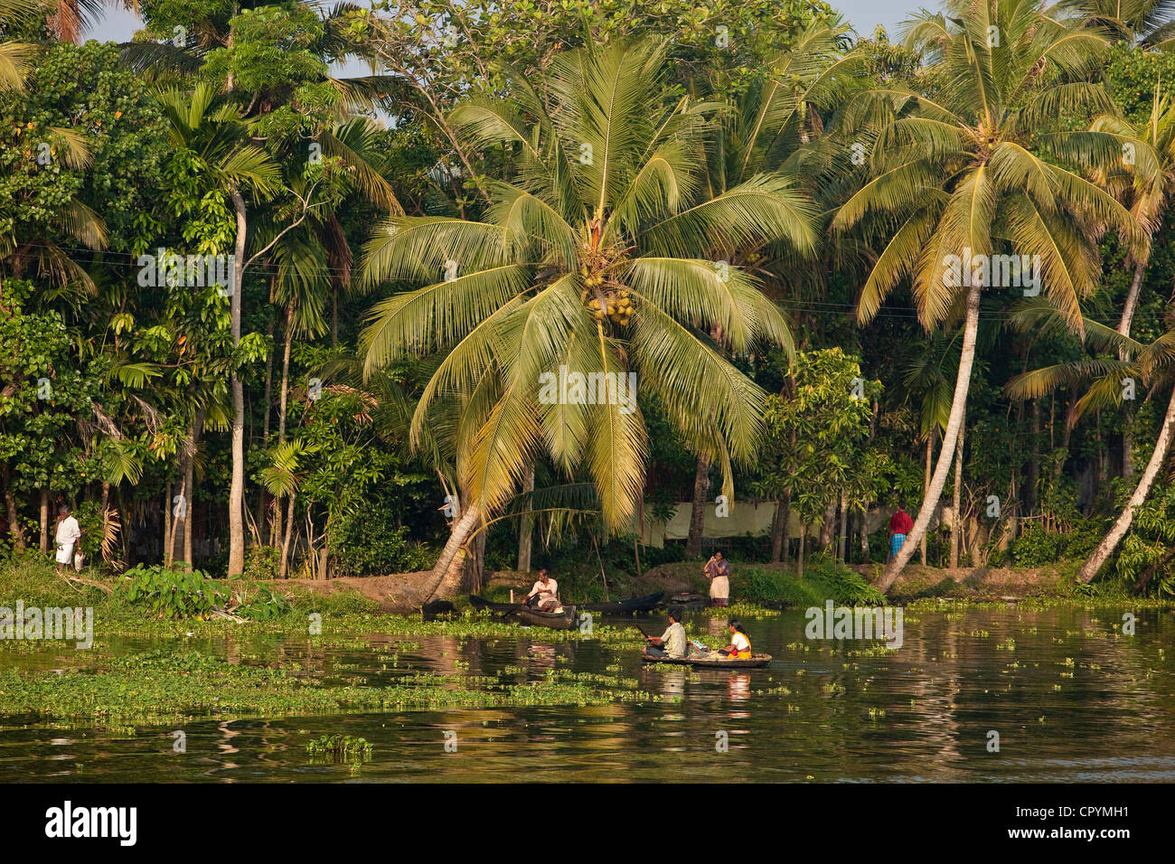 India daily life hi-res stock photography and images - Alamy