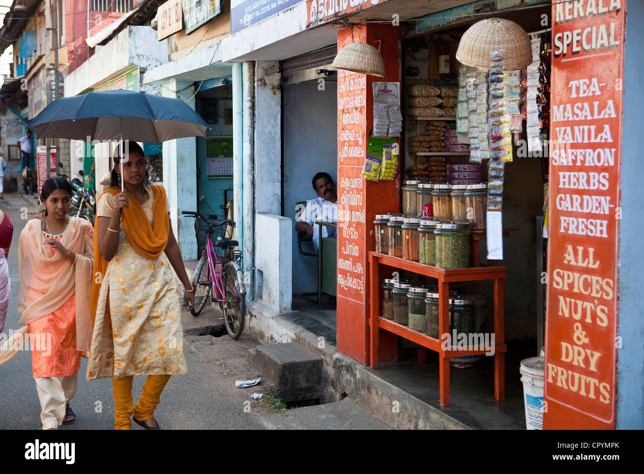 India, Kerala State, Kochi (Cochin), Bazaar Road, spices stalls Stock ...