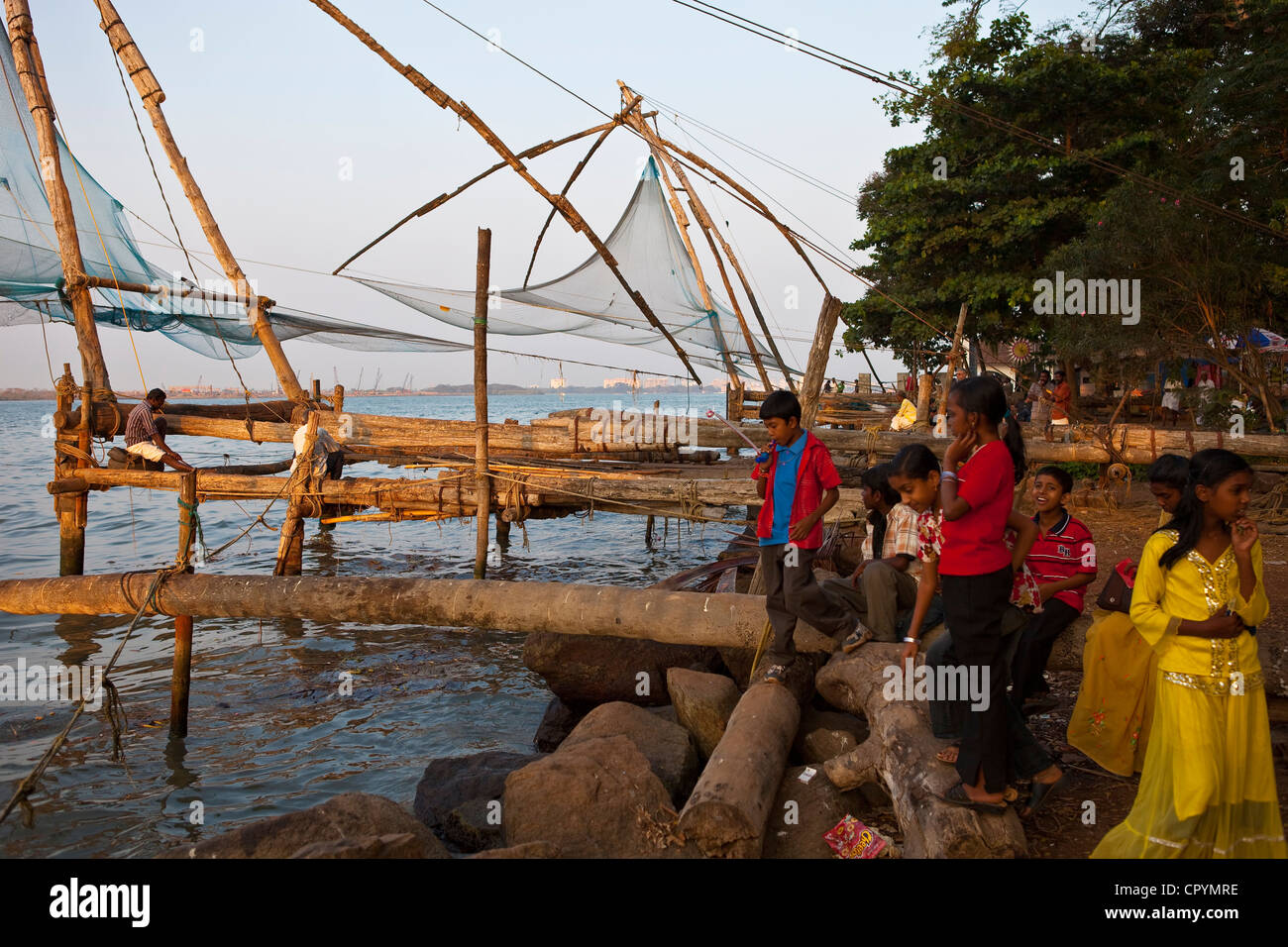 Chinese square fishing nets hi-res stock photography and images - Alamy