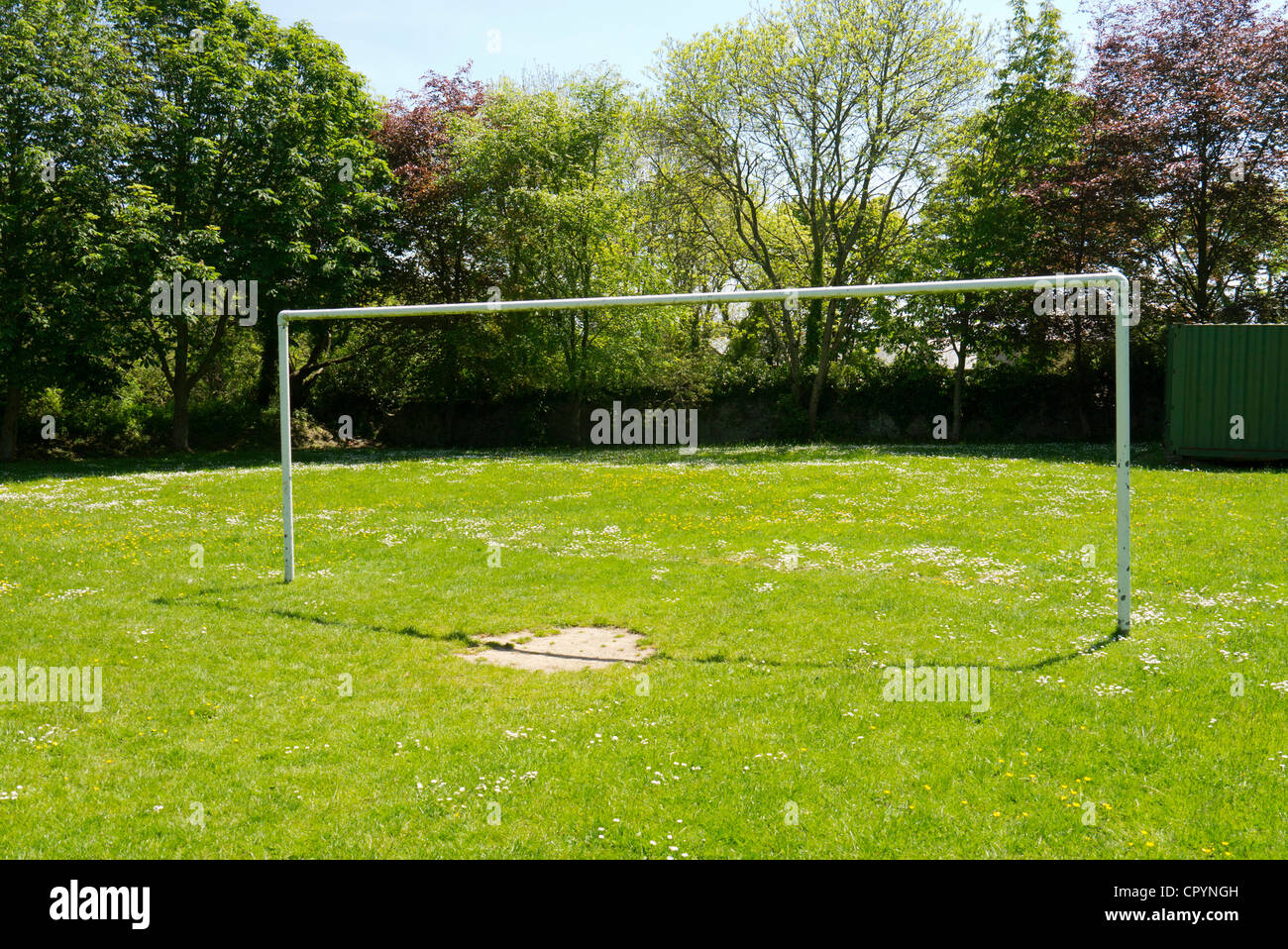 Football goal posts hi-res stock photography and images - Alamy