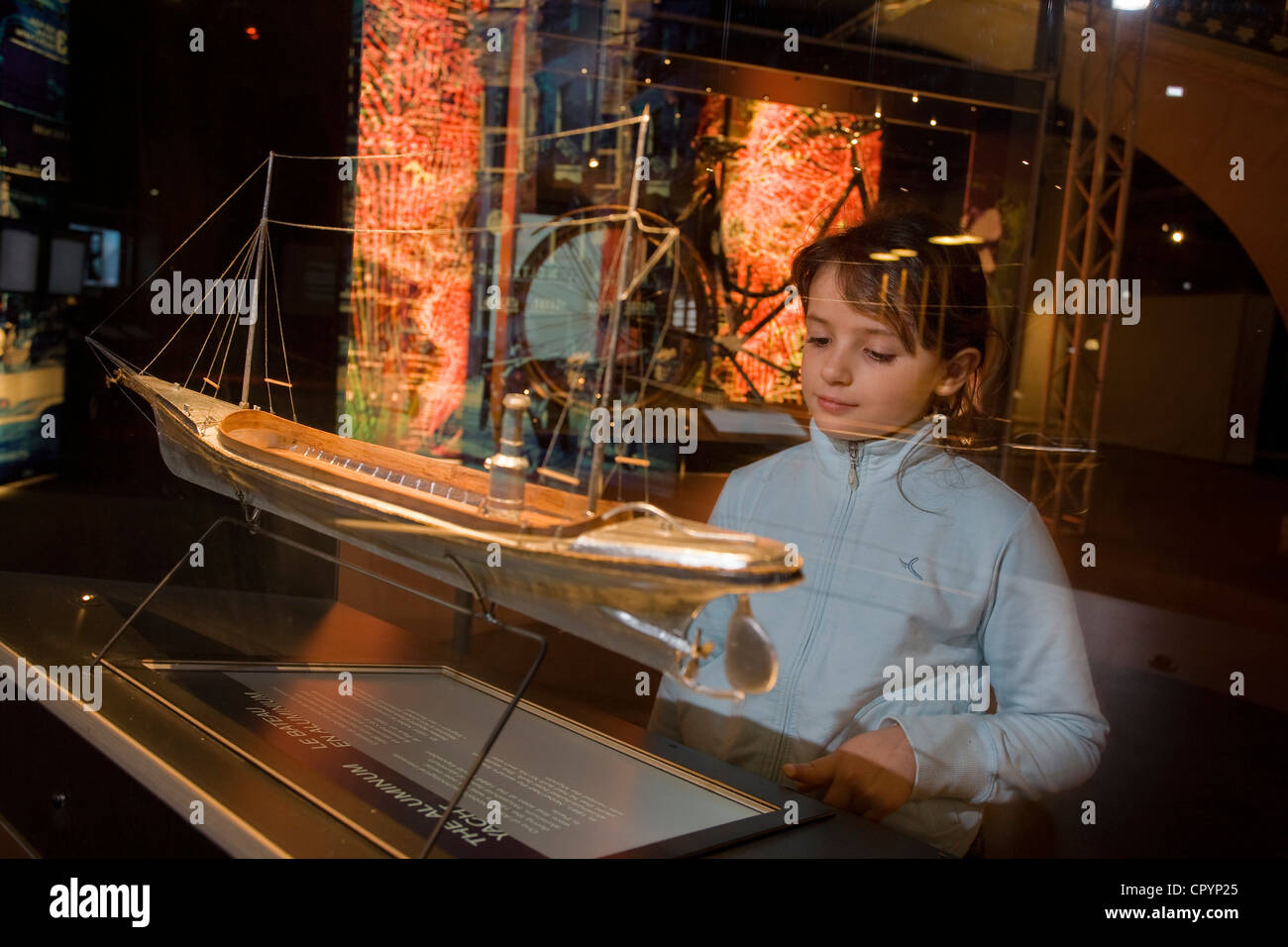 France, Paris, Palais de la Decouverte (Palace of Discovery ...