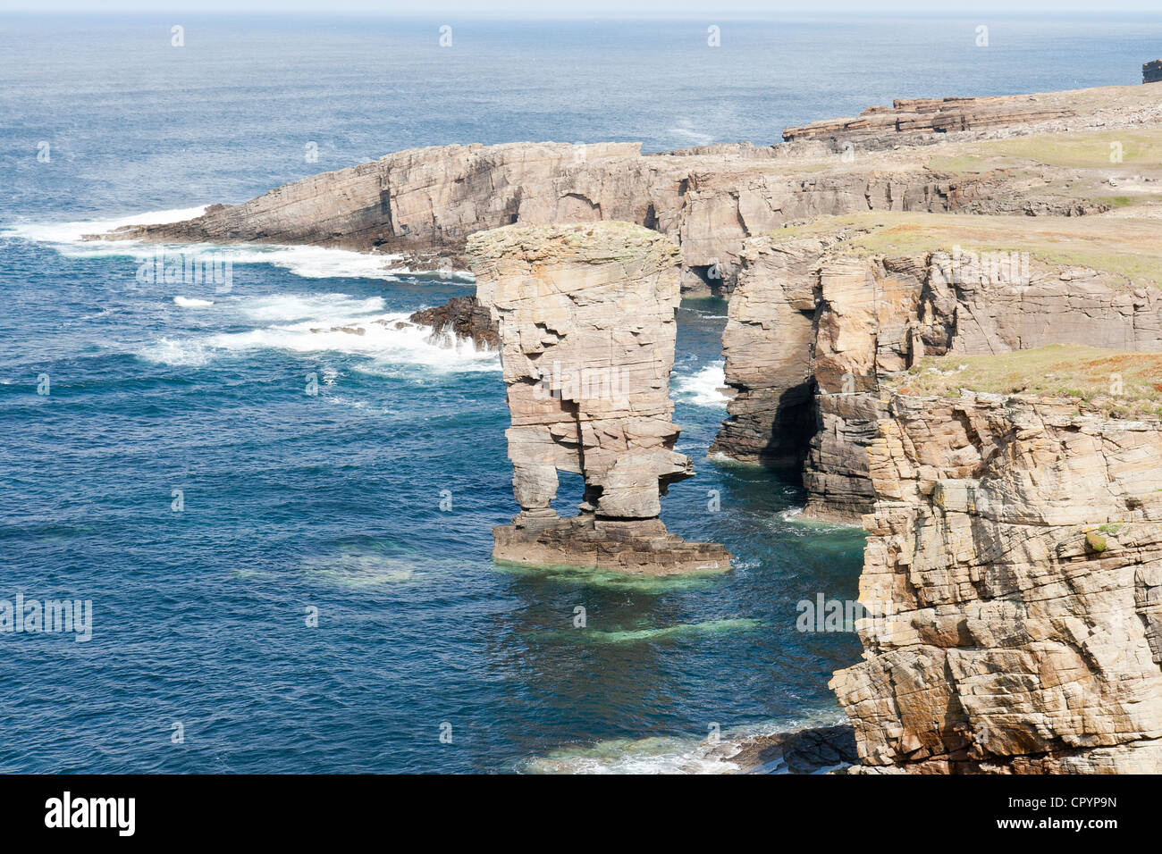 Orkney sea stacks hi-res stock photography and images - Alamy