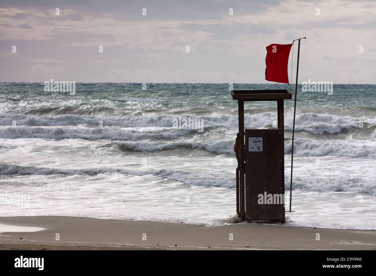 Lifeguards flag beach hi-res stock photography and images - Alamy