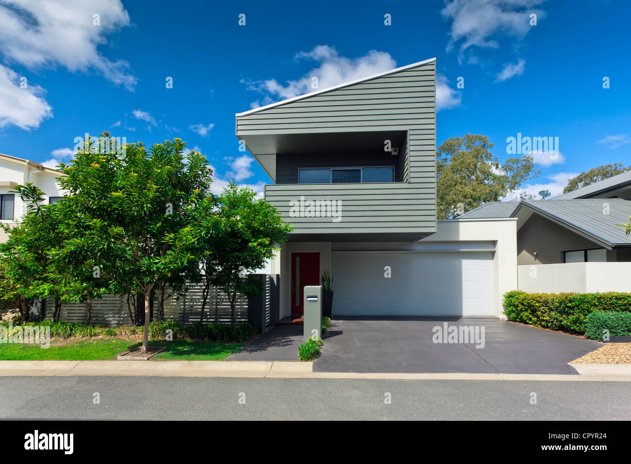 Modern Australian house front Stock Photo - Alamy
