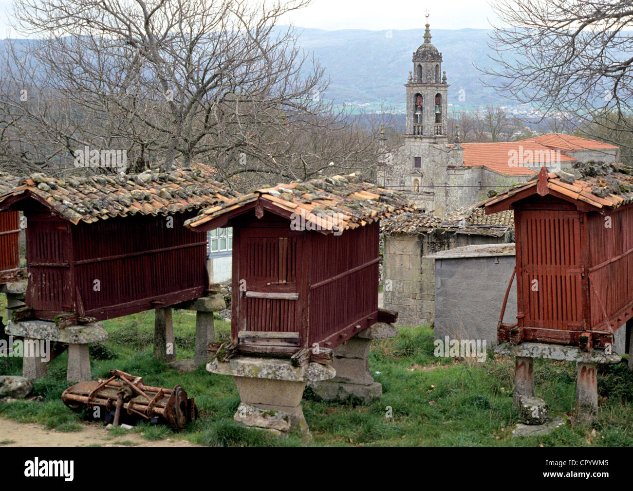 Granaries hi-res stock photography and images - Alamy