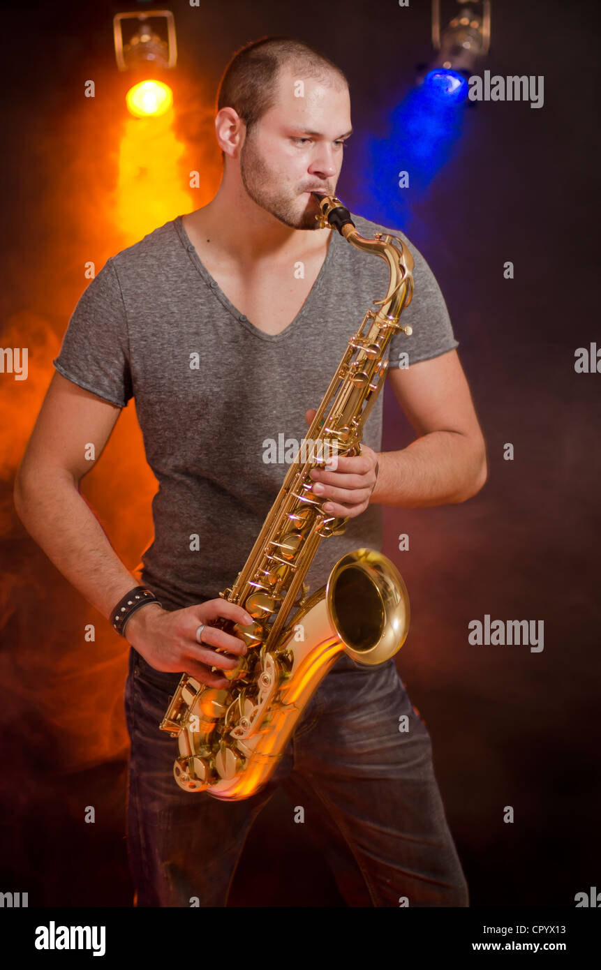 Old saxophone player hi-res stock photography and images - Alamy