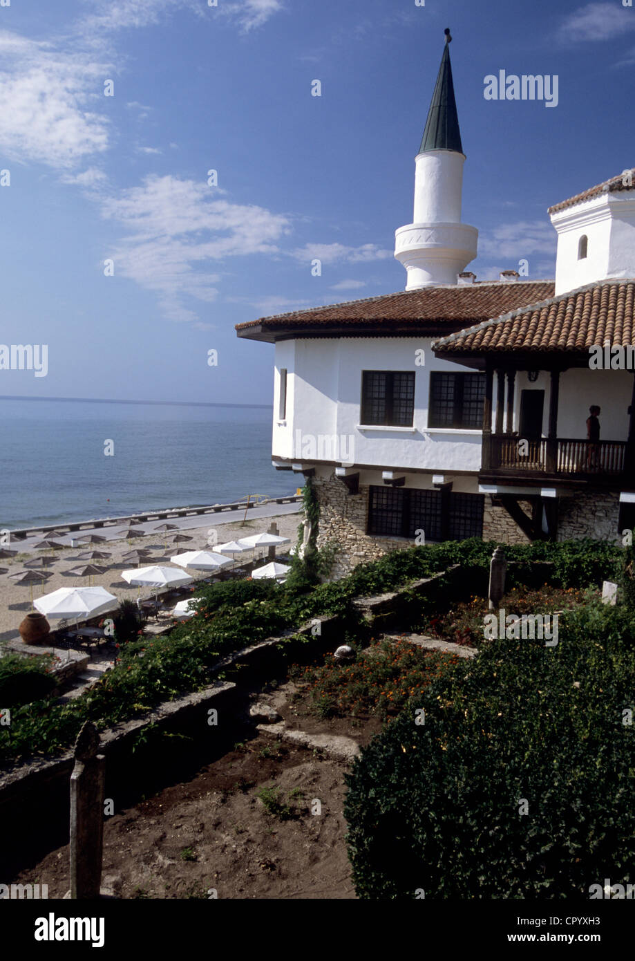 The balchik palace hi-res stock photography and images - Alamy