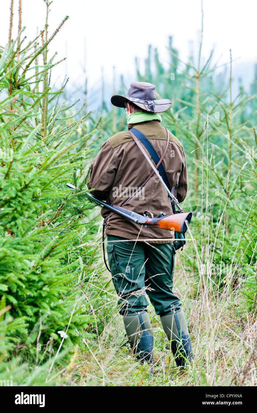 hunter at hunt Stock Photo - Alamy