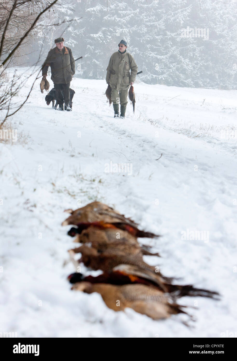 hunters at hunt Stock Photo - Alamy